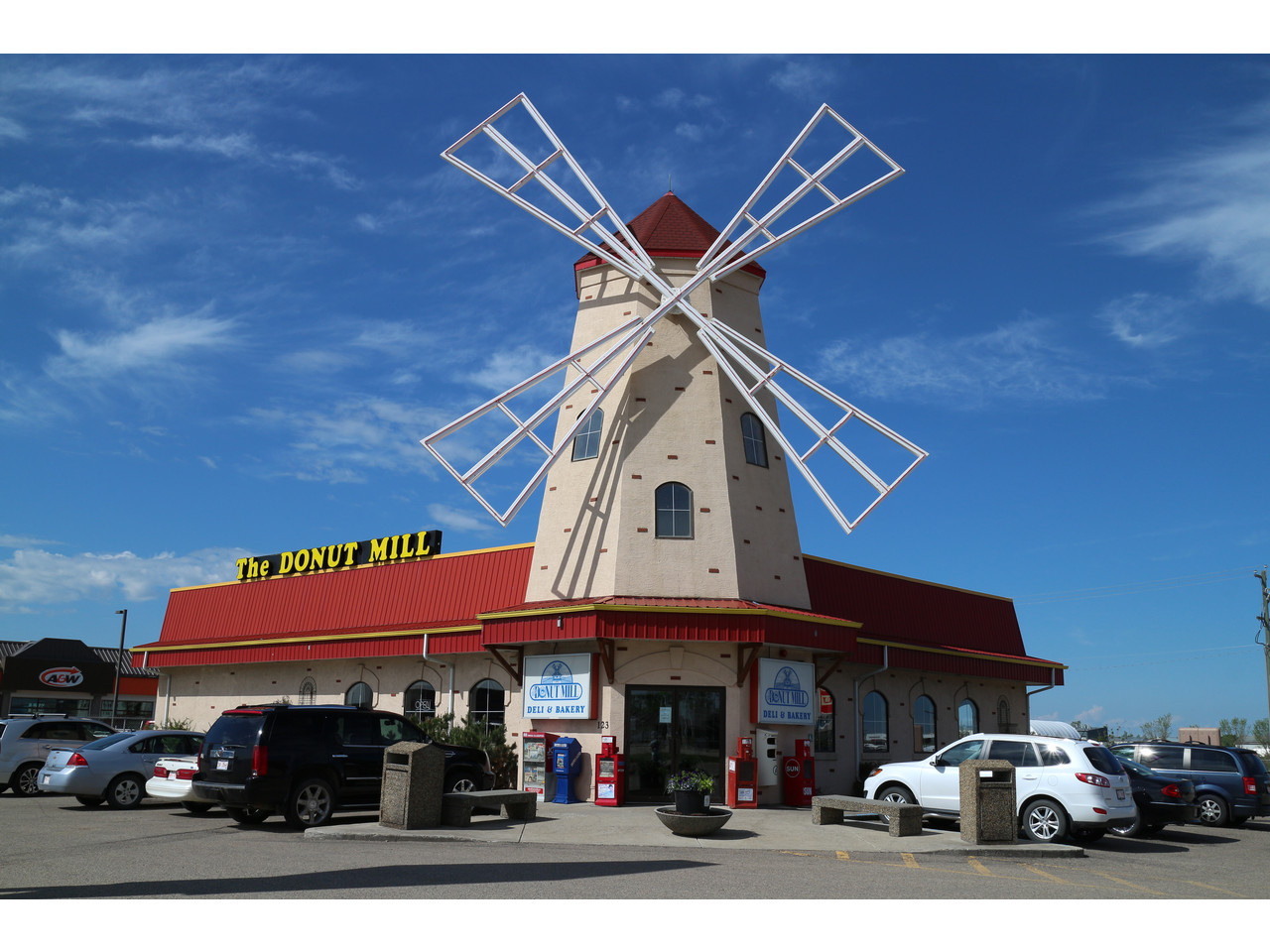 The Donut Mill – Red Deer, AB – Elsie Hui
